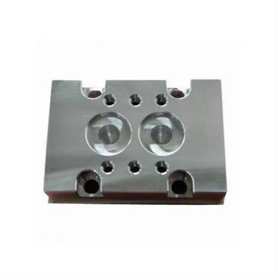 China Precision 5-axis CNC Router Machining Service for Custom Aluminium Brass Stainless Steel Parts Custom CNC Milling Machin en venta