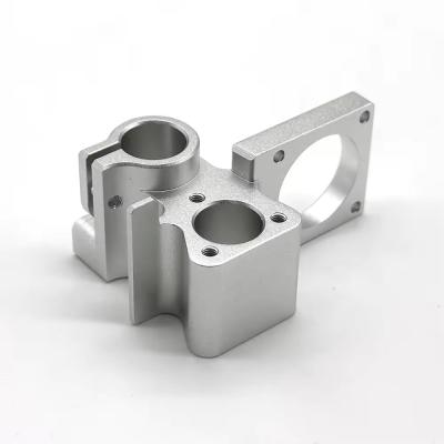 Cina Factory High-quality cnc parts milling and turning machining service aluminum parts customized according to drawings or in vendita