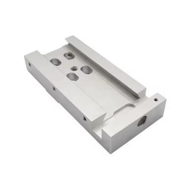 China Custom High Precision CNC Machining/Machined Aluminum/Steel/Copper/Brass Parts OEM & ODM Service Factory Price Te koop