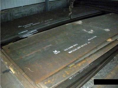 中国 硬化肉盛の合金Nm400 1220mmの耐久性の鋼板等量50mm厚く 販売のため