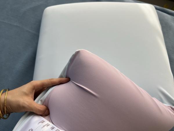 Quality Lightweight Classic Memory Foam Pillow Hypoallergenic And Safe Comfort Contour for sale