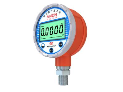 China Built-in 3.6V Battery Powered High Accuracy Digital Pressure Gauge For Industrial Measurement for sale