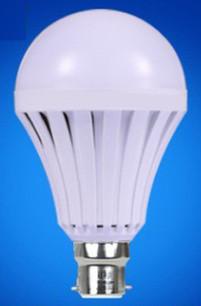 China 15 W PP material Emergency LED Rechargeable Bulb AC Power built in Li battery for sale