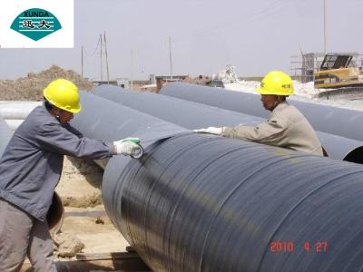 China Black Pipe Insulation Tape with Polyethylene Backing , Oil Gas Pipeline Tape Rust Prevention for sale