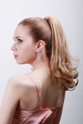China Custom Blond Hair Human Pony Tail Wigs and Extension for Ladies for sale