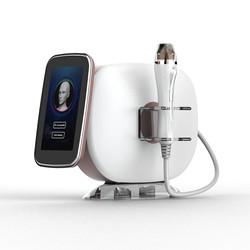 China Radiofrequência fracionária e micro-agulha Rf máquina de ouro Microneedling pele de levantamento e aperto de equipamentos à venda