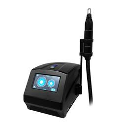 China Aangepaste draagbare Q-geschakelde Nd Yag laser Q-switch tatoeageverwijdering en koolstof peeling gezichtsmachine Te koop