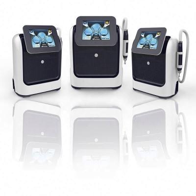 Cina Efficiente macchina di rimozione del tatuaggio laser di peeling al carbonio picoseconda con 3 lunghezze d'onda 755nm 1064nm 532nm in vendita