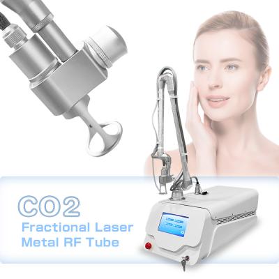 Cina Fraccionado Portatil Dispositivo di stretta vaginale Macchina laser a CO2 frazionata per rifacimento della pelle attrezzature di bellezza in vendita