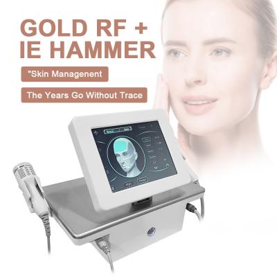 Cina Macchine per il microneedling in oro RF Strumento portatile per il ringiovanimento della pelle Produttore di attrezzature per la bellezza in vendita