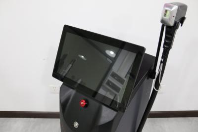 Cina Macchina di bellezza laser a diodo a schermo tattile da 15,6 pollici con lunghezze d'onda da 808 nm in vendita