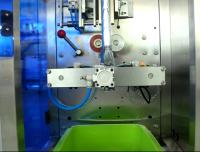 China Small Vertical Sachet Candy Counting Packing Machine Vibrating Bowl Machine for sale