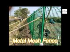 high security 358 mesh anti climb fence with 76.2mm x 12.7mm mesh size and 4.0mm wire diameter