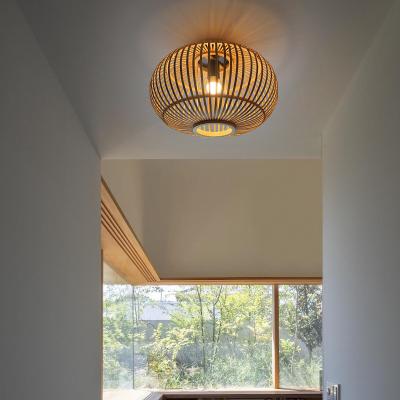 Cina Pendente di ombra per lampadina di vimini personalizzato per soffitto di corridoio interno in vendita
