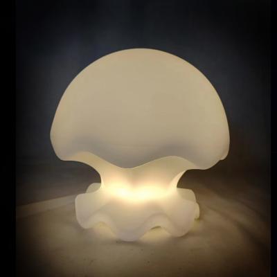 Cina Lampada da letto ricaricabile a cambiamento di colore Decorativa stile medusa in vendita