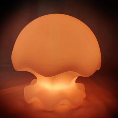 Cina Lampada da letto ricaricabile a cambiamento di colore Decorativa stile medusa in vendita