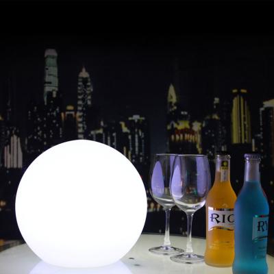 Cina IP65 Lampada a sfera fluorescente impermeabile, luce di piscina galleggiante in vendita