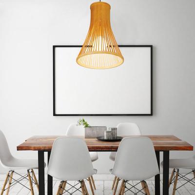 Cina Lampada di rattan personalizzata, lampada di bambù in tessuto nordico per illuminazione interna in vendita