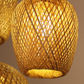 Cina Lampade a tre teste di rattan con comando di interruttore in vendita