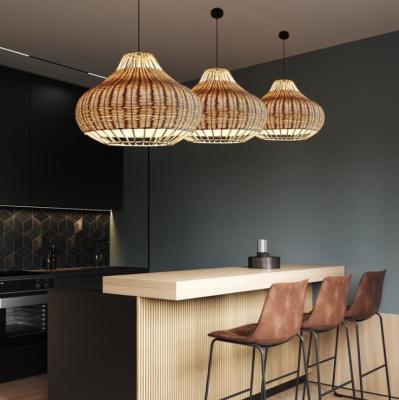 Cina Prodotto artigianale creativo Pendente di Rattan lampadario leggero Forma rotonda in vendita