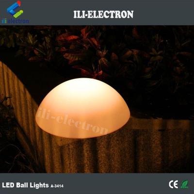 Cina PE Plastica LED Mezza sfera Luce ricaricabile Per Decorazioni di Natale in vendita