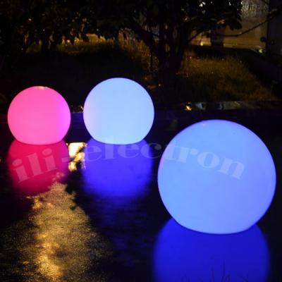 Cina CE&ROHS approval led glowing garden ball light in vendita
