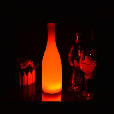 Cina iilluminated plastic led bottle shape lamps in vendita