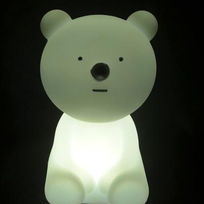 Cina Lovely Bear shape Kids LED table lamp in vendita