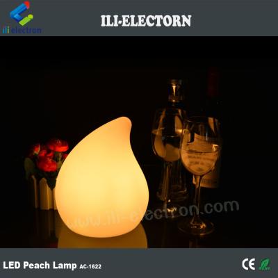 Cina color changing illuminated peach shape table lamps in vendita