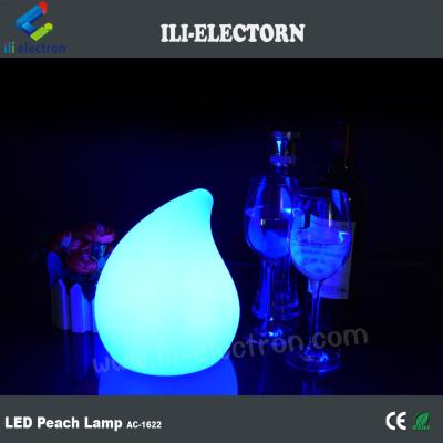 Cina color changing illuminated peach shape table lamps in vendita