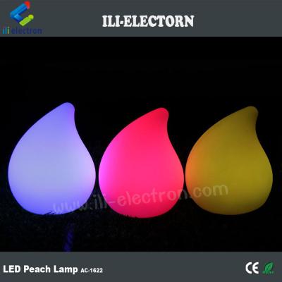 Cina color changing illuminated peach shape table lamps in vendita