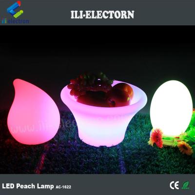 Cina color changing illuminated peach shape table lamps in vendita