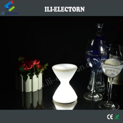 Cina Mini Hourglass shape plastic Decorative led Table Lamp in vendita
