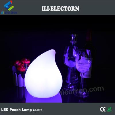 China colorful peach shape plastic modern table lamp for party decor à venda