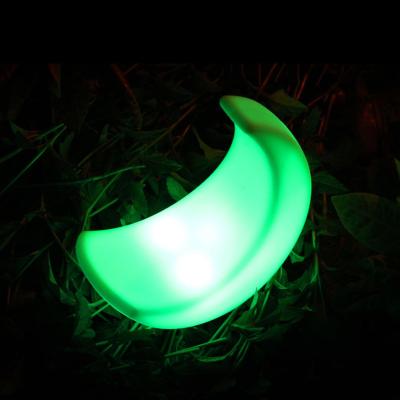 Cina 2023 small moon shape illuminated christmas led decor lamps in vendita