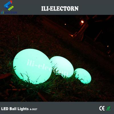 Cina 2024 led decorative sphere lights ball lights for patio/party/ Bistro in vendita
