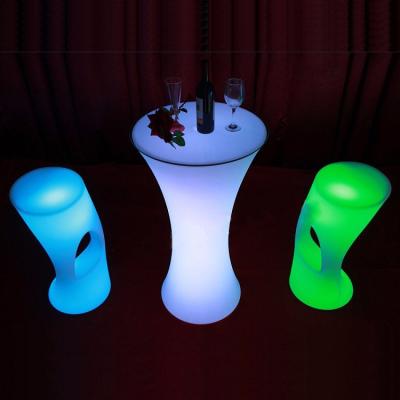 Cina Commercial Furniture General Use LED bar tables in vendita