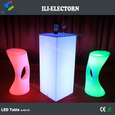 中国 充電可能なリチウム電池付きの現代的なRGBLED輝き家具テーブル 販売のため