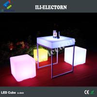 China Solid LED Glow Cubes / Glowing Cube Stools Side Table / Illuminated Glow Accent Piece for sale