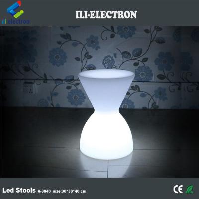 Cina Remote control plastic led bar stools in vendita