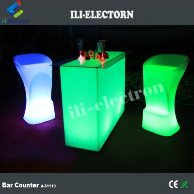 Cina New Design Rectangle Illuminated party led light led cocktail table in vendita