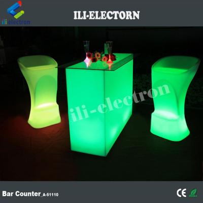 Cina New Design Rectangle Illuminated party led light led cocktail table in vendita