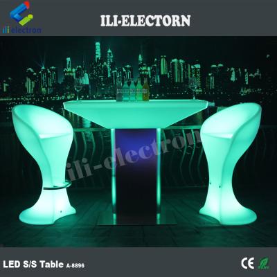 Cina RGB remote control lighting plastic led square lounge table in vendita