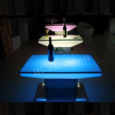 Cina High top stainless steel base plastic led lighting table in vendita