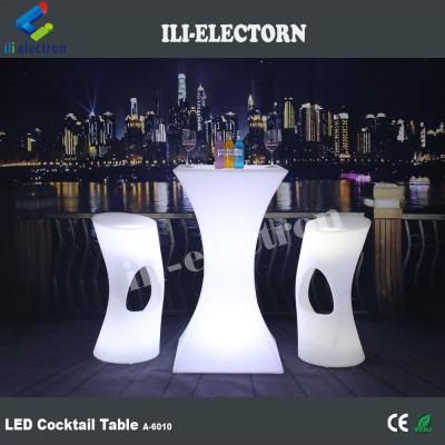 Cina LED Outdoor Table LED Glow Bar Table light up cocktail table in vendita