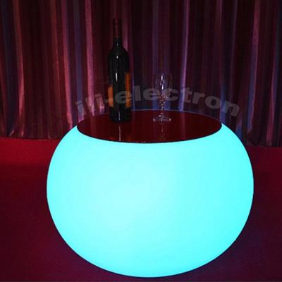 Cina rechargeable LED Furniture round Coffee Table for Garden in vendita