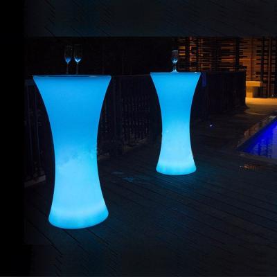 Cina party events illuminated portable cocktail table in vendita