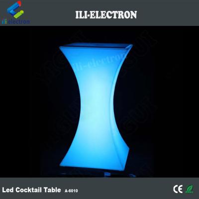 Cina Rotational Moulding Plastic Modern Color Change Bar Furniture LED Table in vendita