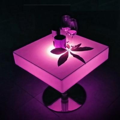 Cina Plastic LED Bar Table Color Changing Cocktail Coffee Tables in vendita
