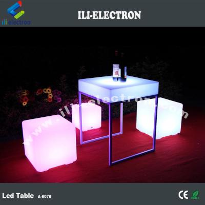 Cina Portable square plastic led luminous table with metal shelf in vendita